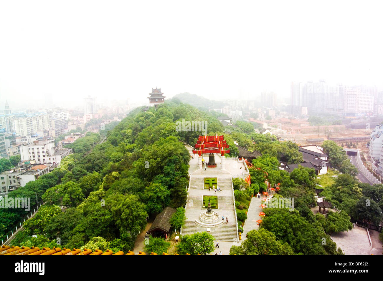 Bell china wuhan hi-res stock photography and images - Alamy