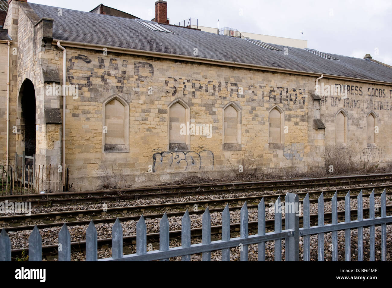 Stroud Station Gloucestershire Stock Photo - Alamy
