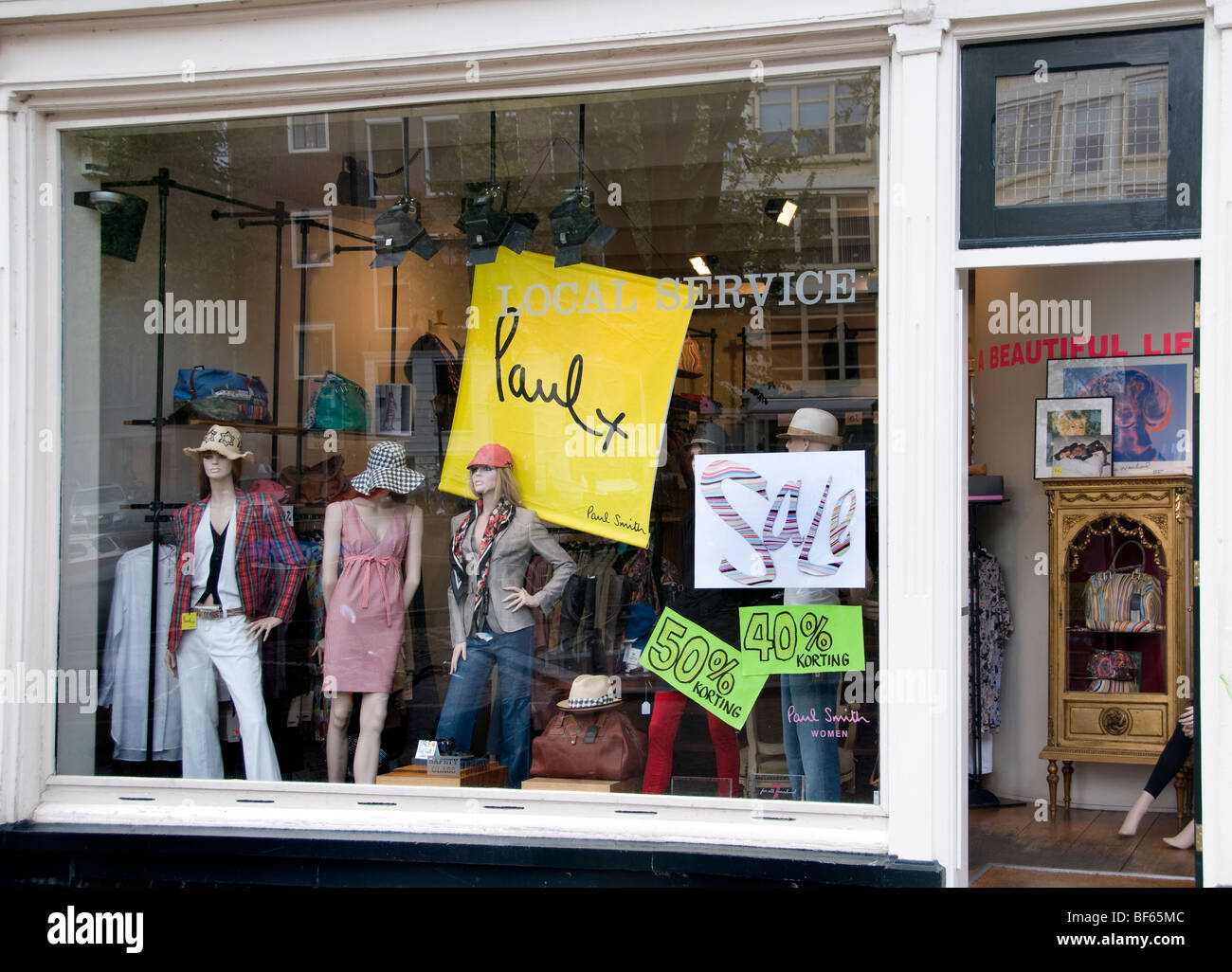 Shops shopping amsterdam store hi-res stock photography and images - Alamy