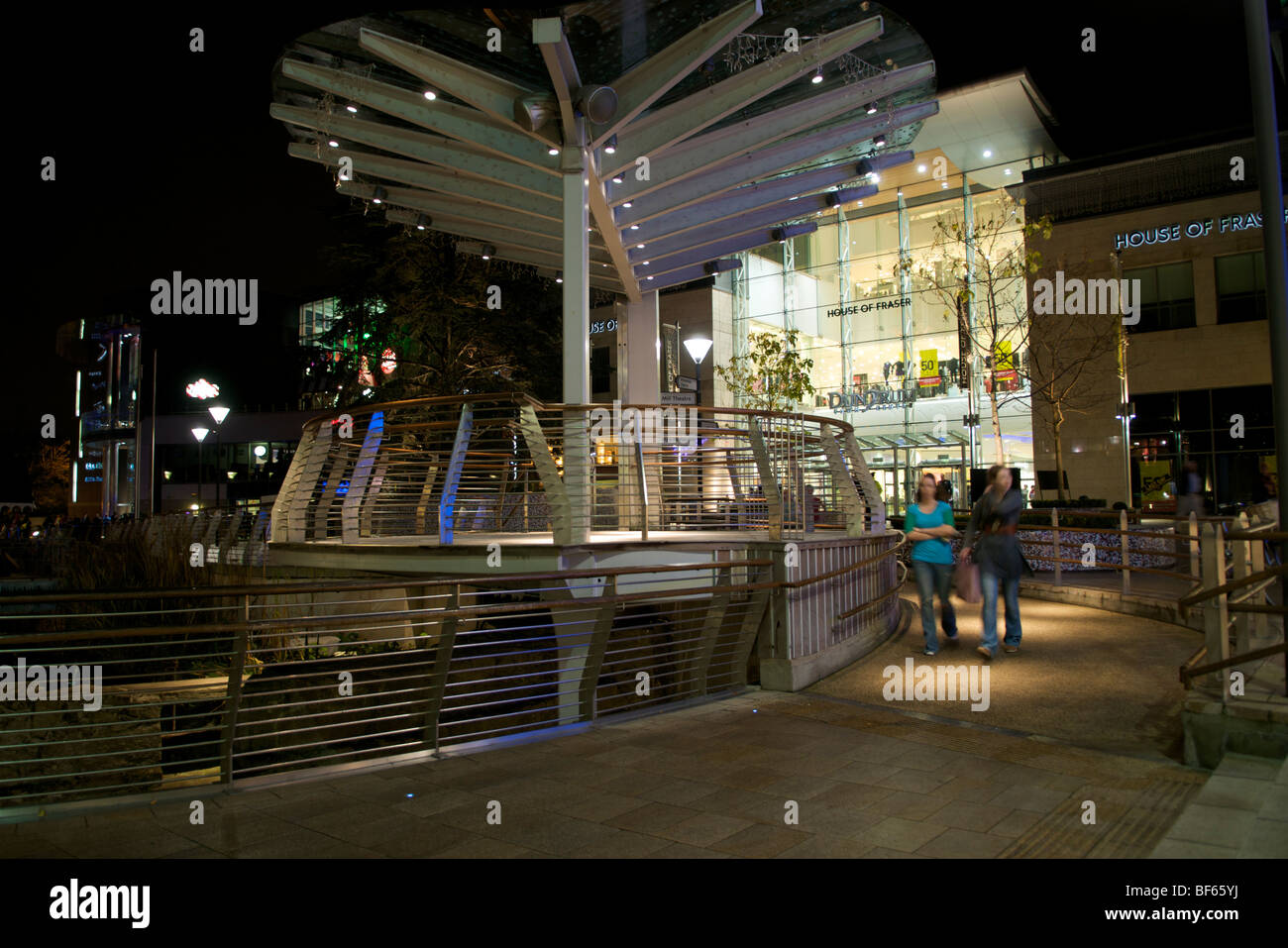 Dundrum shopping dublin hi-res stock photography and images - Alamy