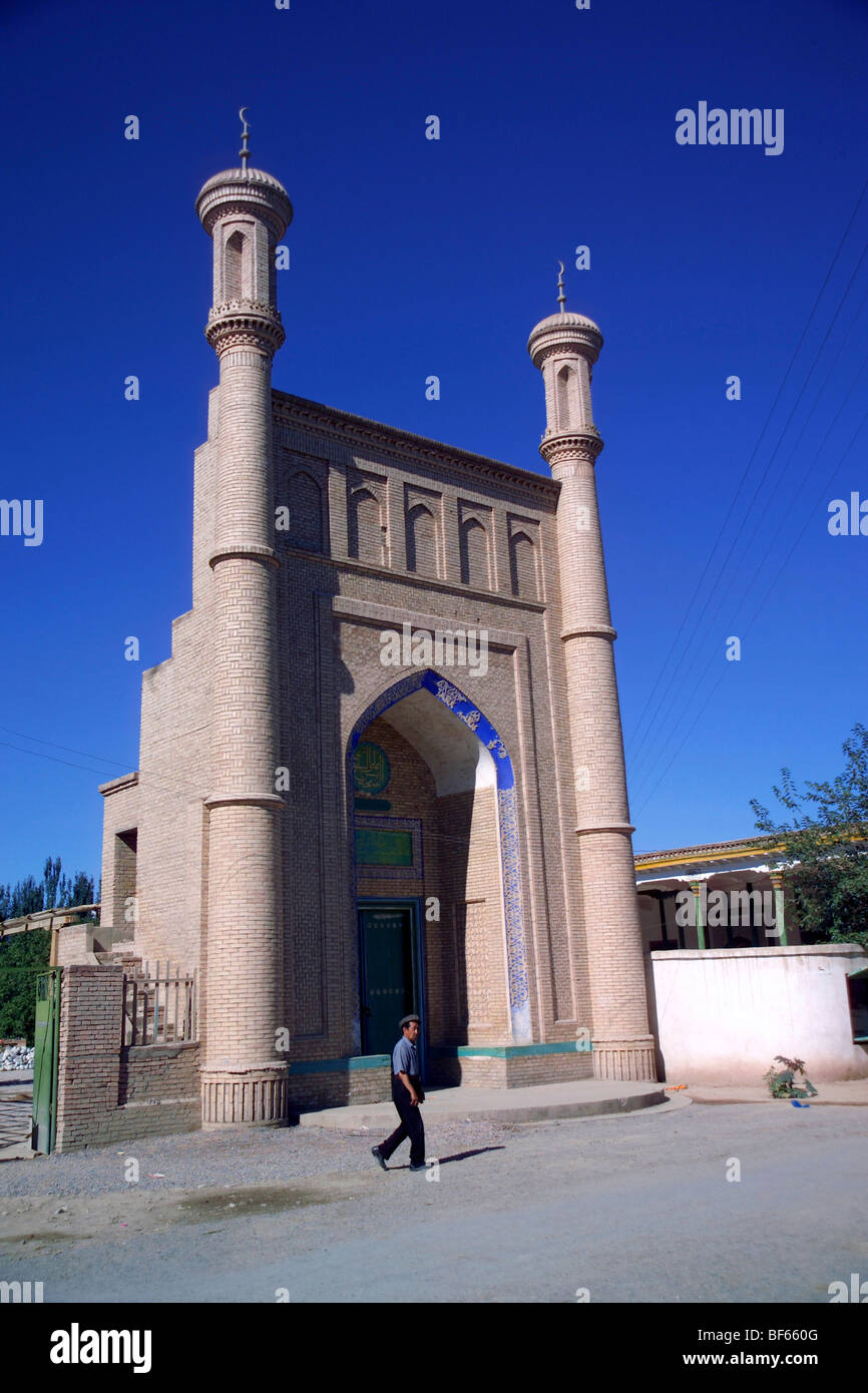 Entrance of Id Khar Mosque, Kashgar, Xinjiang Uyghur Autonomous Region ...
