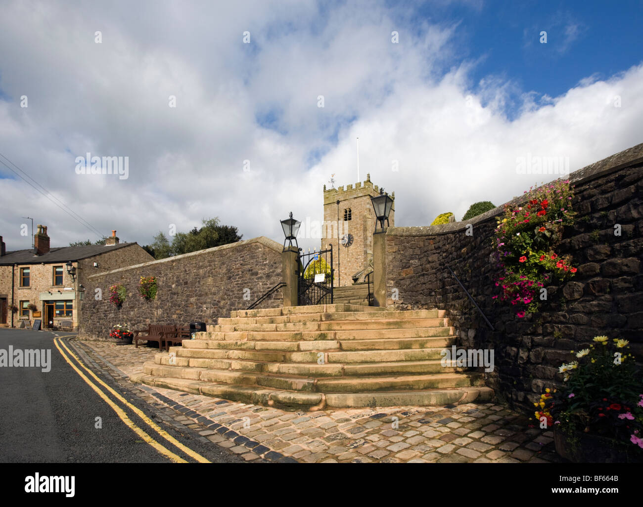Chipping lancashire hi-res stock photography and images - Alamy