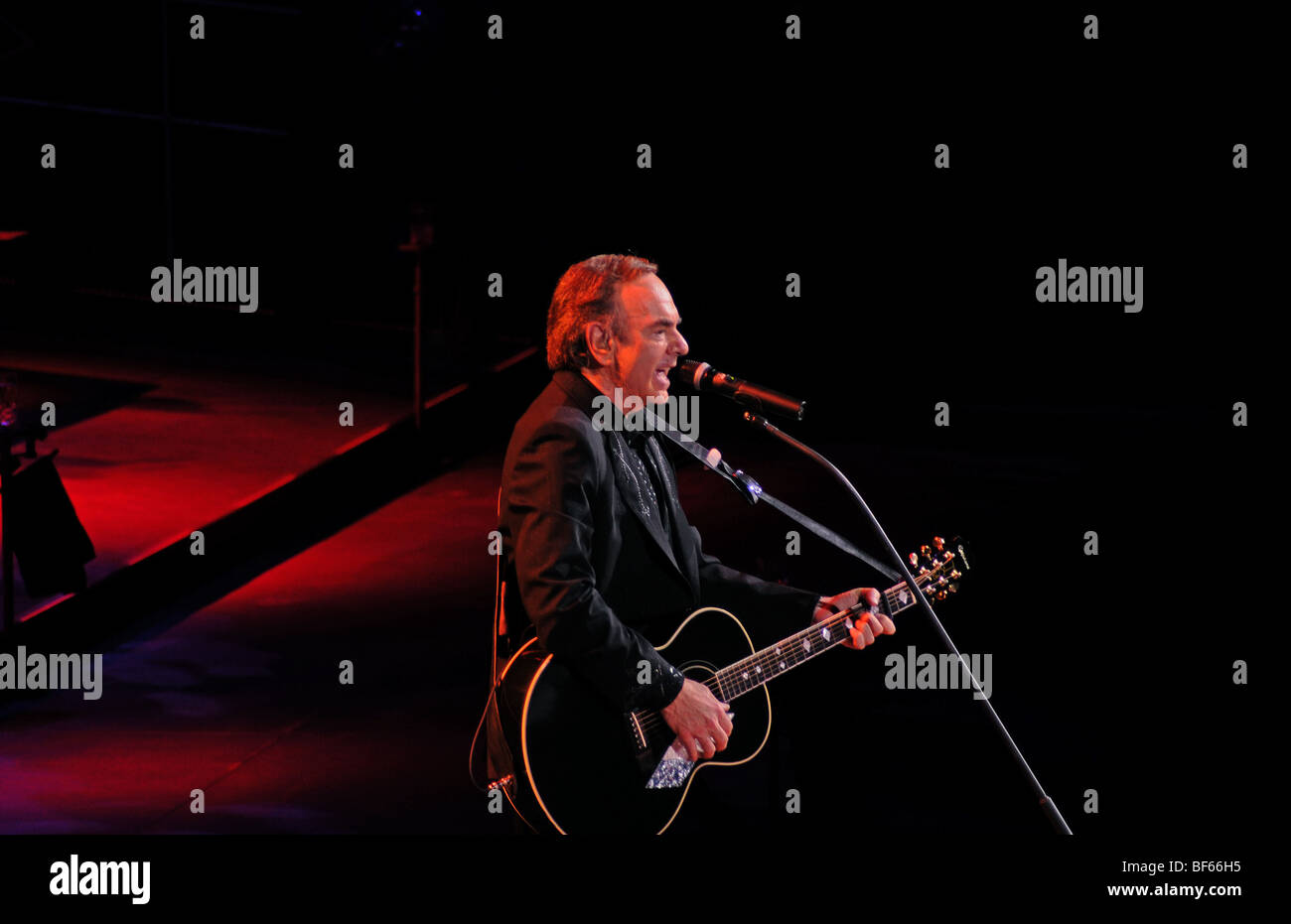 Neil diamond in hi-res stock photography and images - Alamy