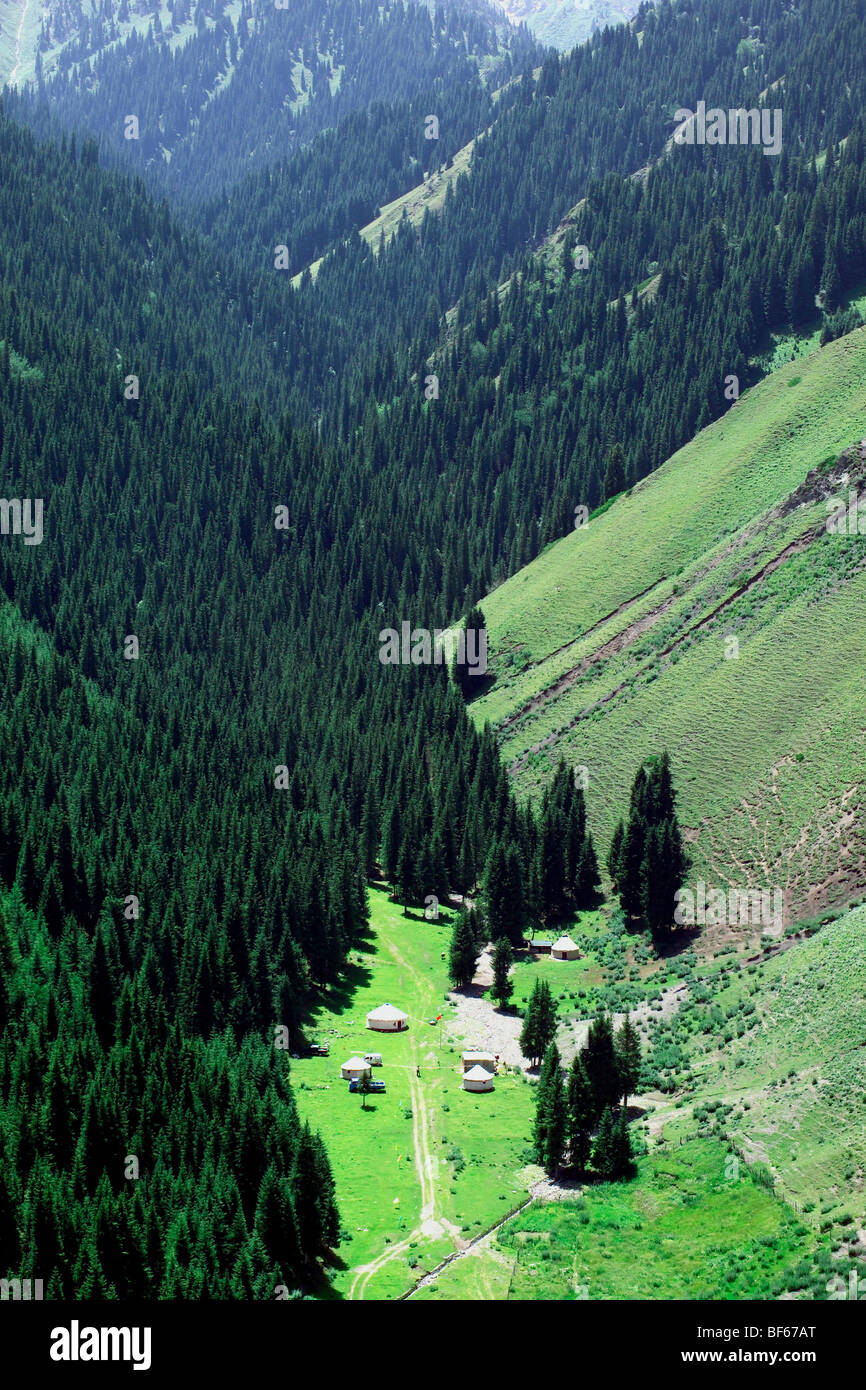 Magnificent view of Ili Kazakh Autonomous Prefecture, Xinjiang Uyghur ...