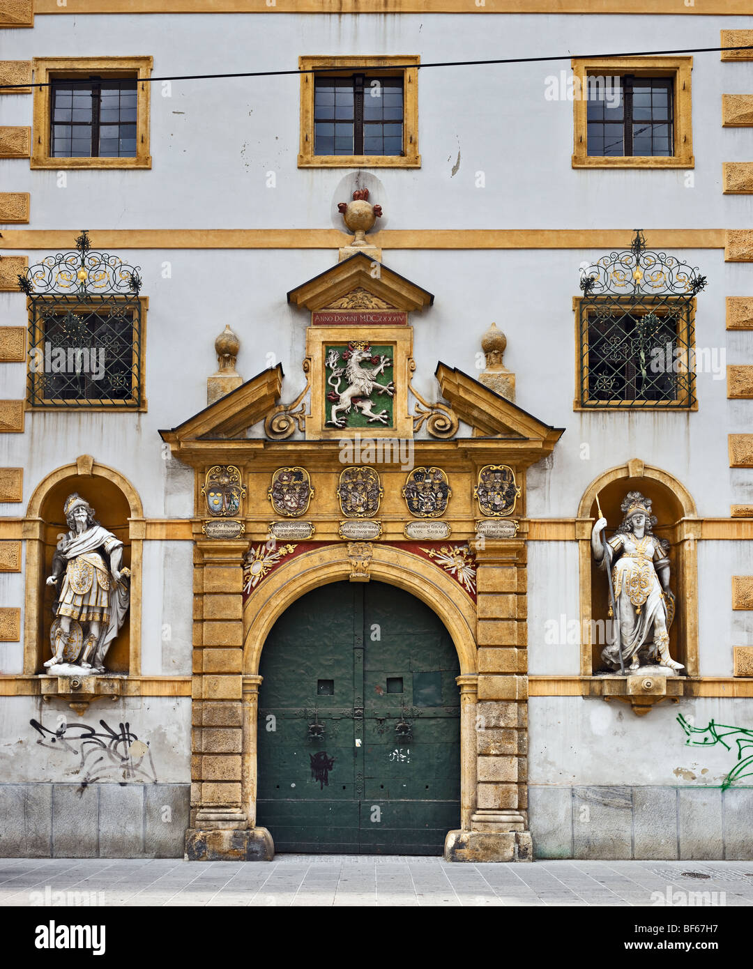 Landhaus facade hi-res stock photography and images - Alamy