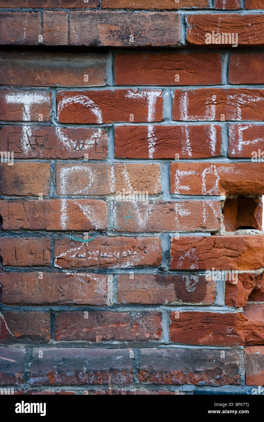 Chalk river uk hi-res stock photography and images - Alamy