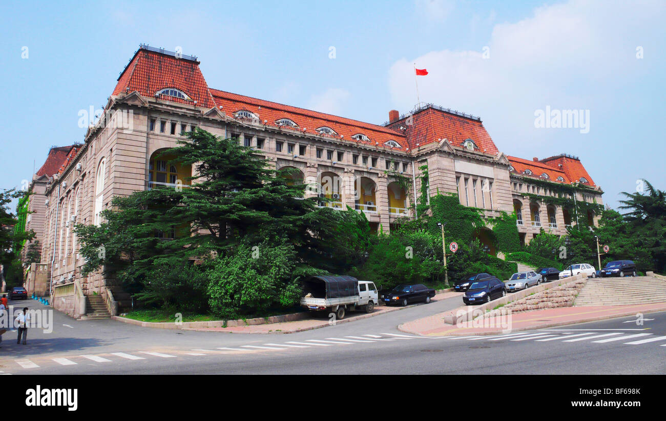 Qingdao flag hi-res stock photography and images - Alamy