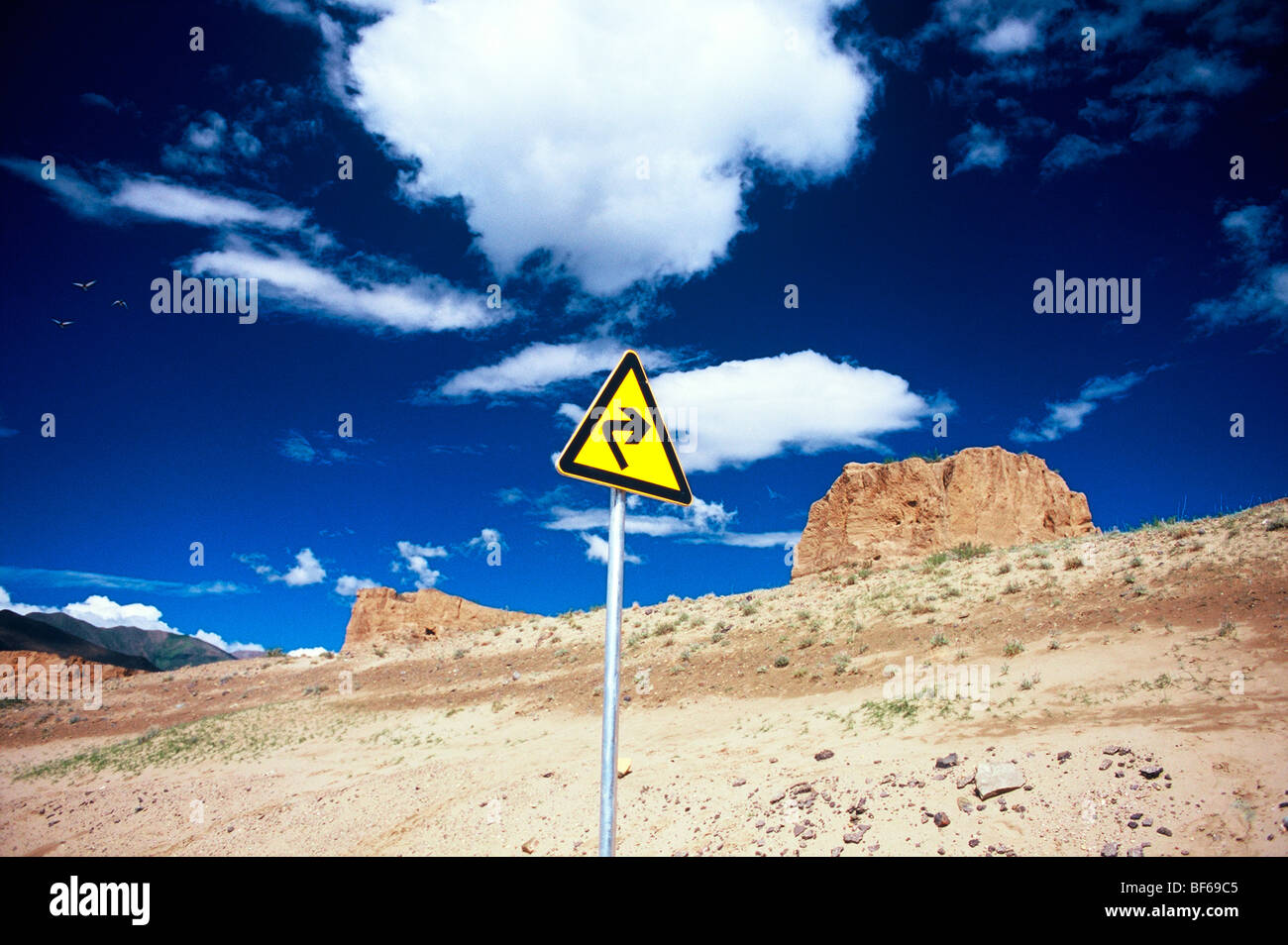 Tingri County High Resolution Stock Photography and Images - Alamy