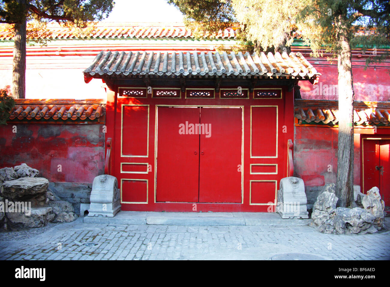 Low level gate inside Imperial Garden, Forbidden City, Beijing, China ...