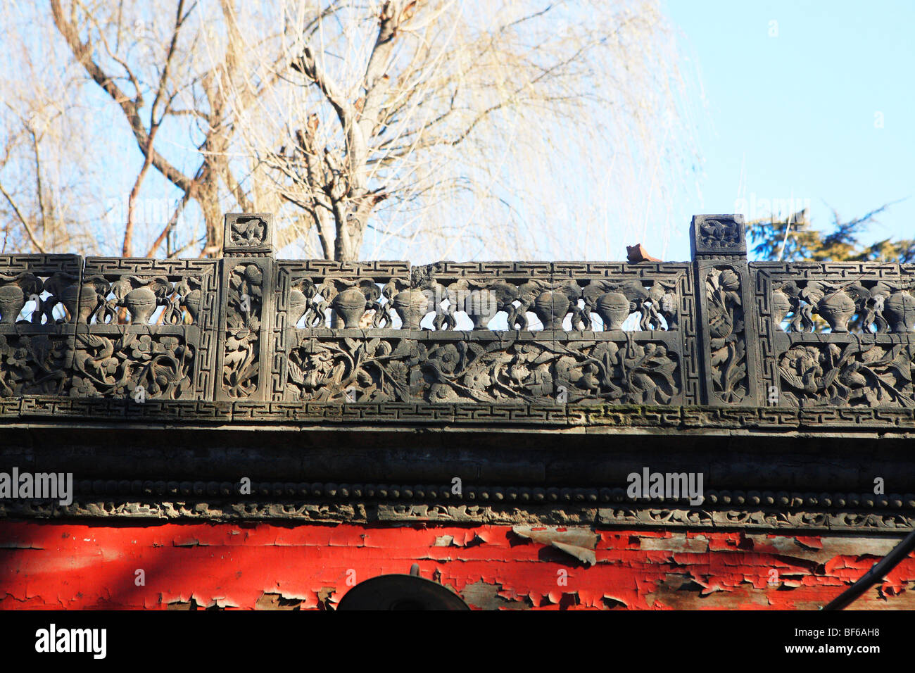 Blue parapet hi-res stock photography and images - Alamy