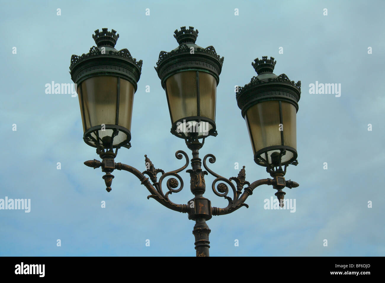 Street lights, Paris Stock Photo - Alamy