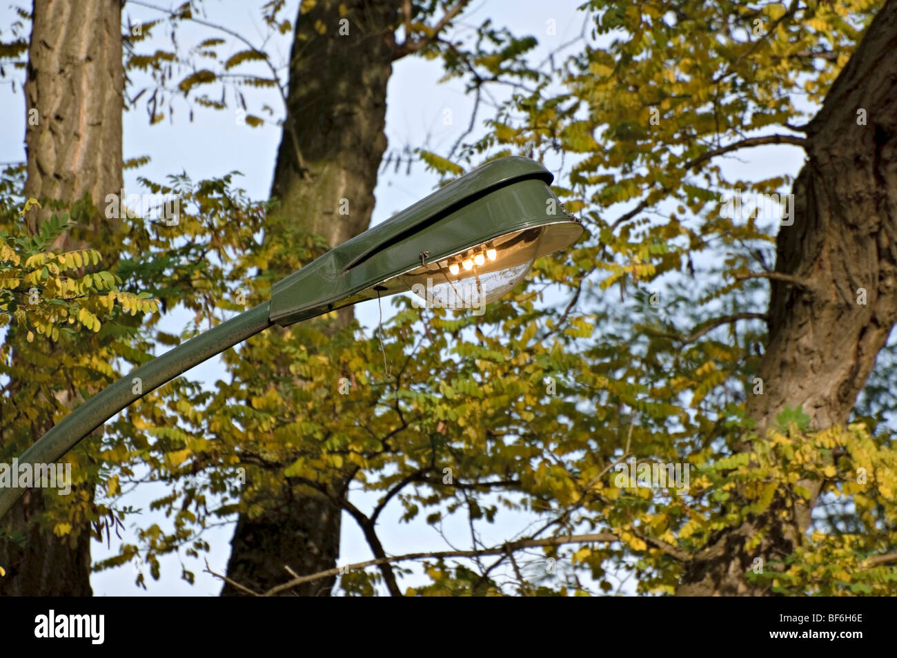 Old gas lantern street hi-res stock photography and images - Alamy