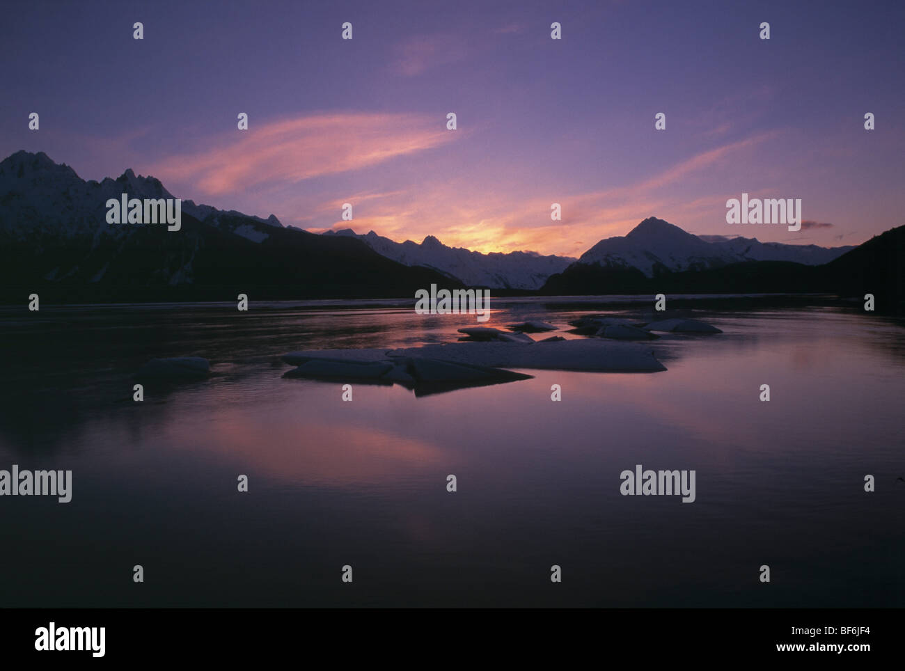 Fluss alaska hi-res stock photography and images - Alamy