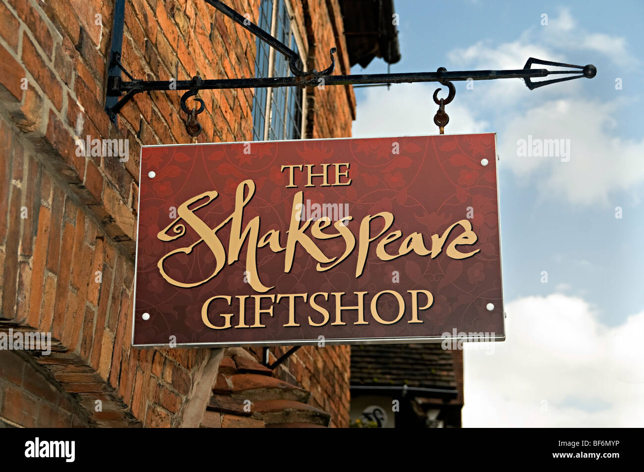 Shakespeare gift shop sign hi-res stock photography and images - Alamy