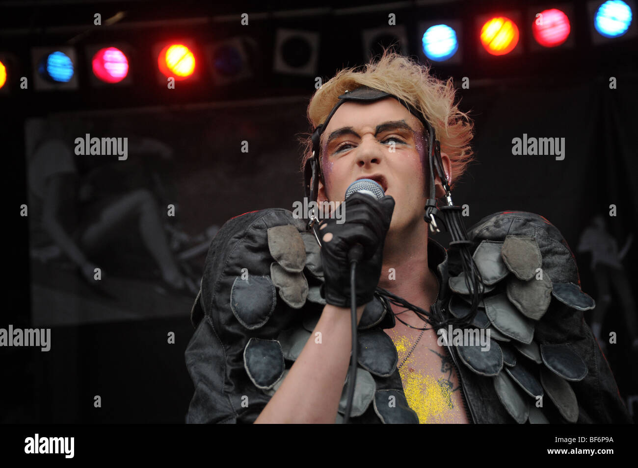 Patrick wolf singer hi-res stock photography and images - Alamy