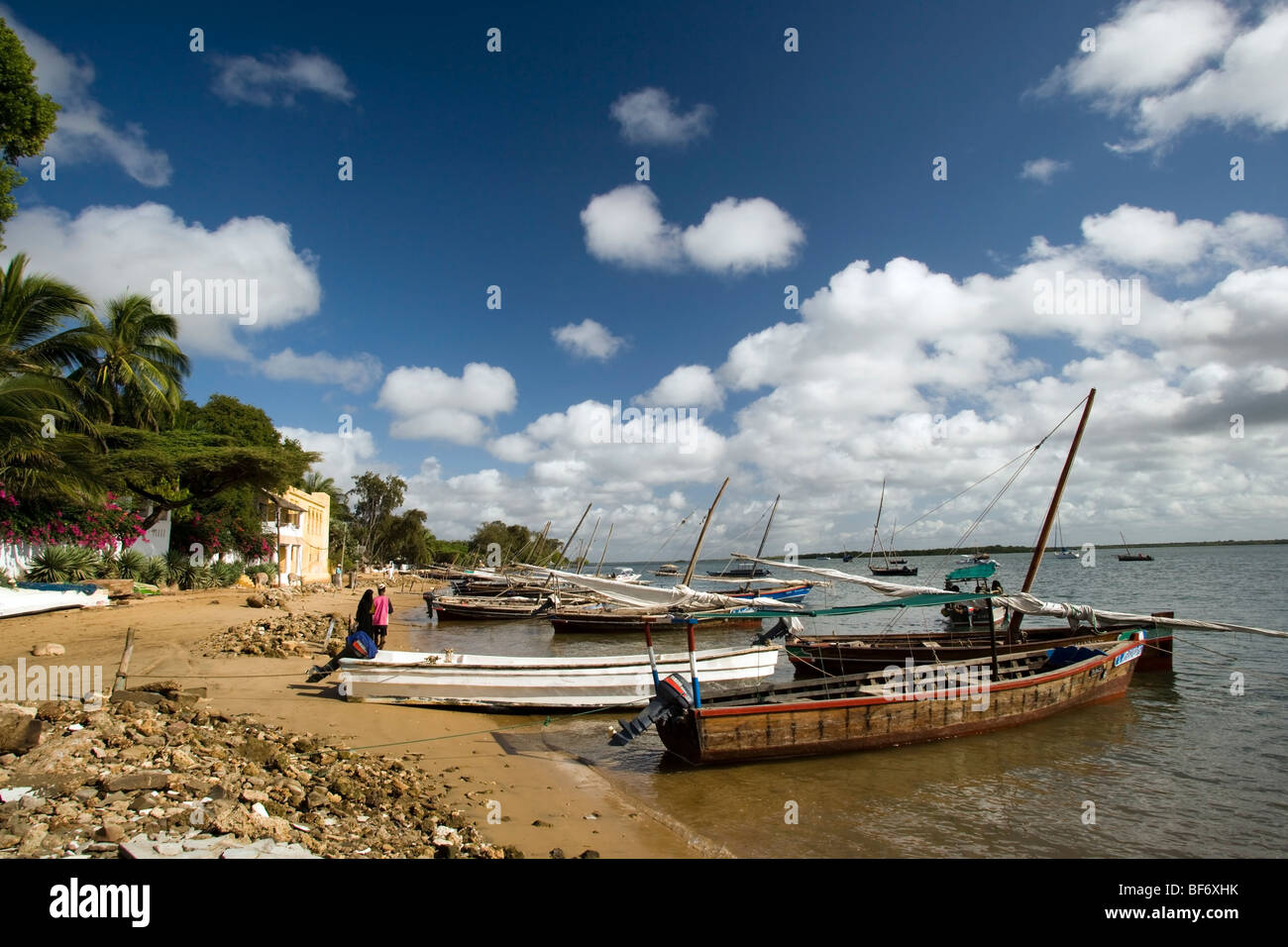 Coastal view of boats and seaside town - Lamu Island, Kenya Stock Photo ...