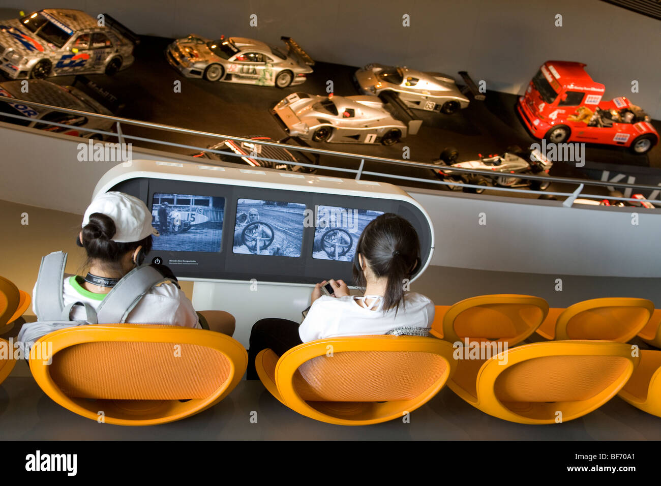 Teenager Museum Teenagers High Resolution Stock Photography and Images ...