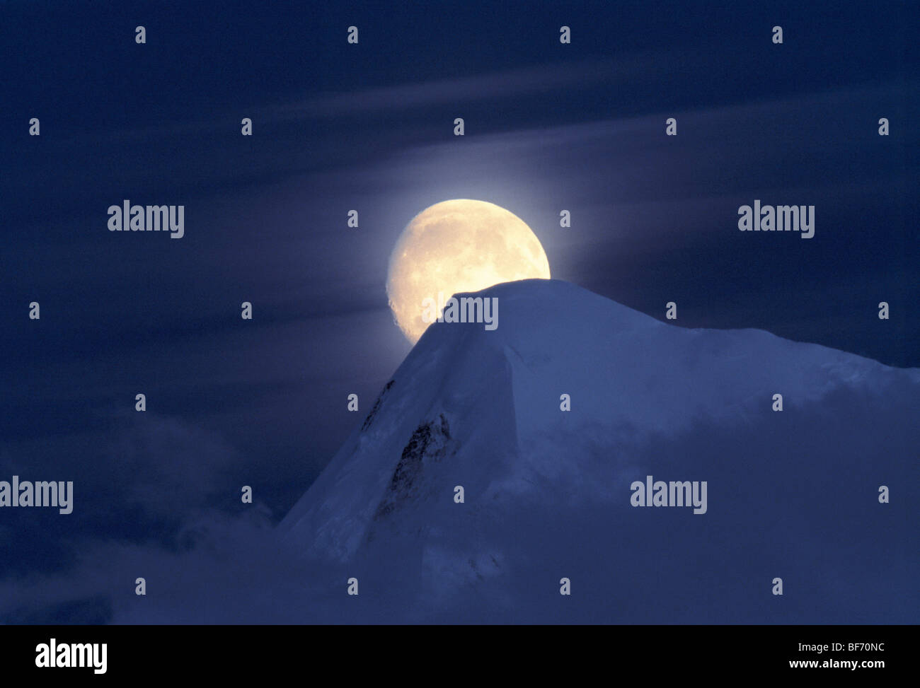 full moon, denali national park, alaska, usa Stock Photo - Alamy