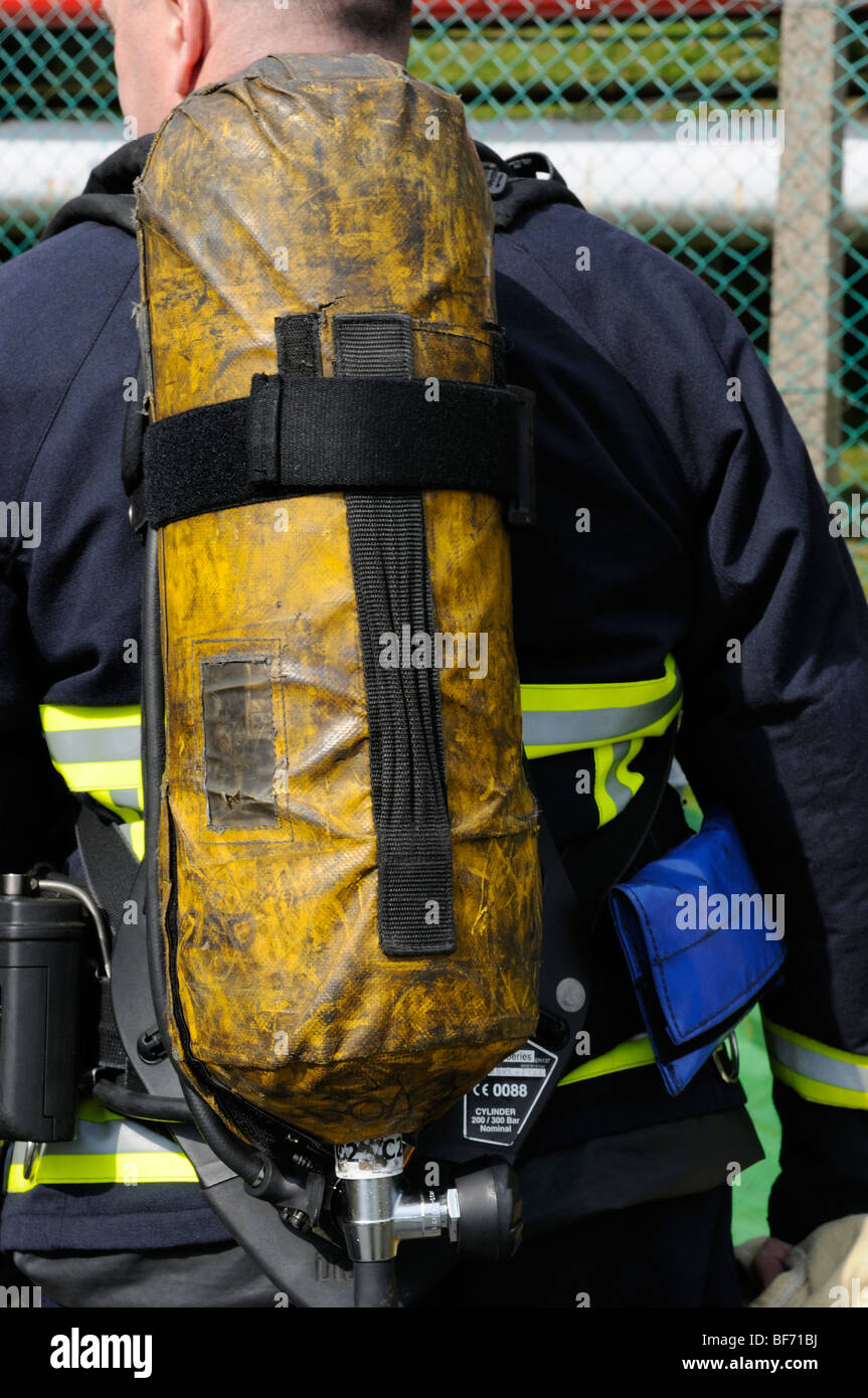 Fireman with BA Breathing Apparatus Cylinder on back Stock Photo - Alamy