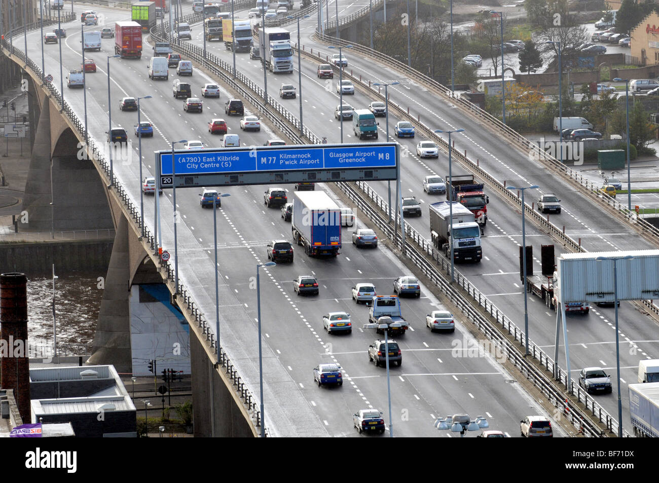 Aerial view of Kingston Bridge, Glasgow Stock Photo - Alamy