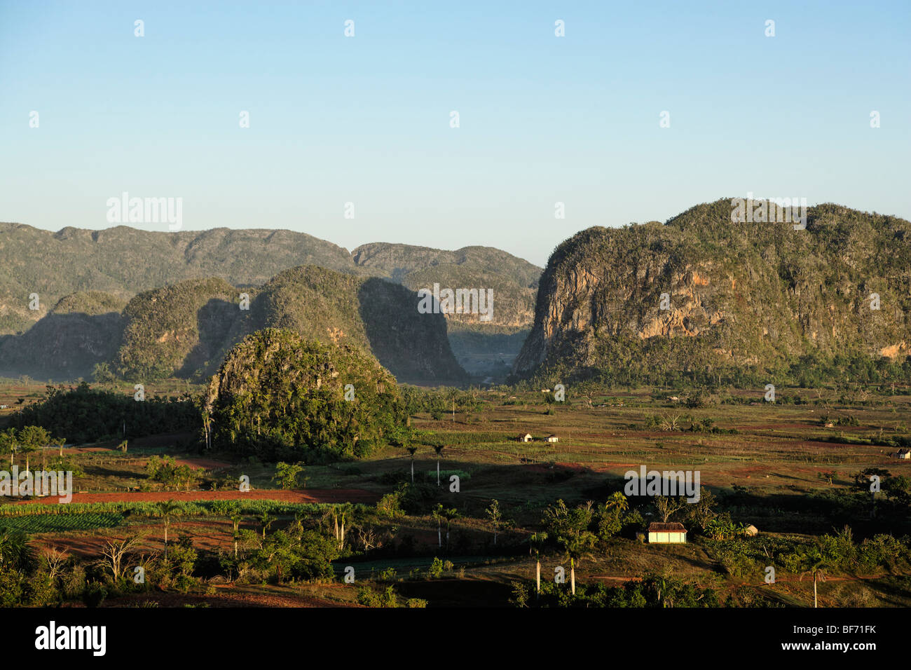 Mogotes, Parque National Vinales, Vinales, Pinar del Rio, Cuba, West ...