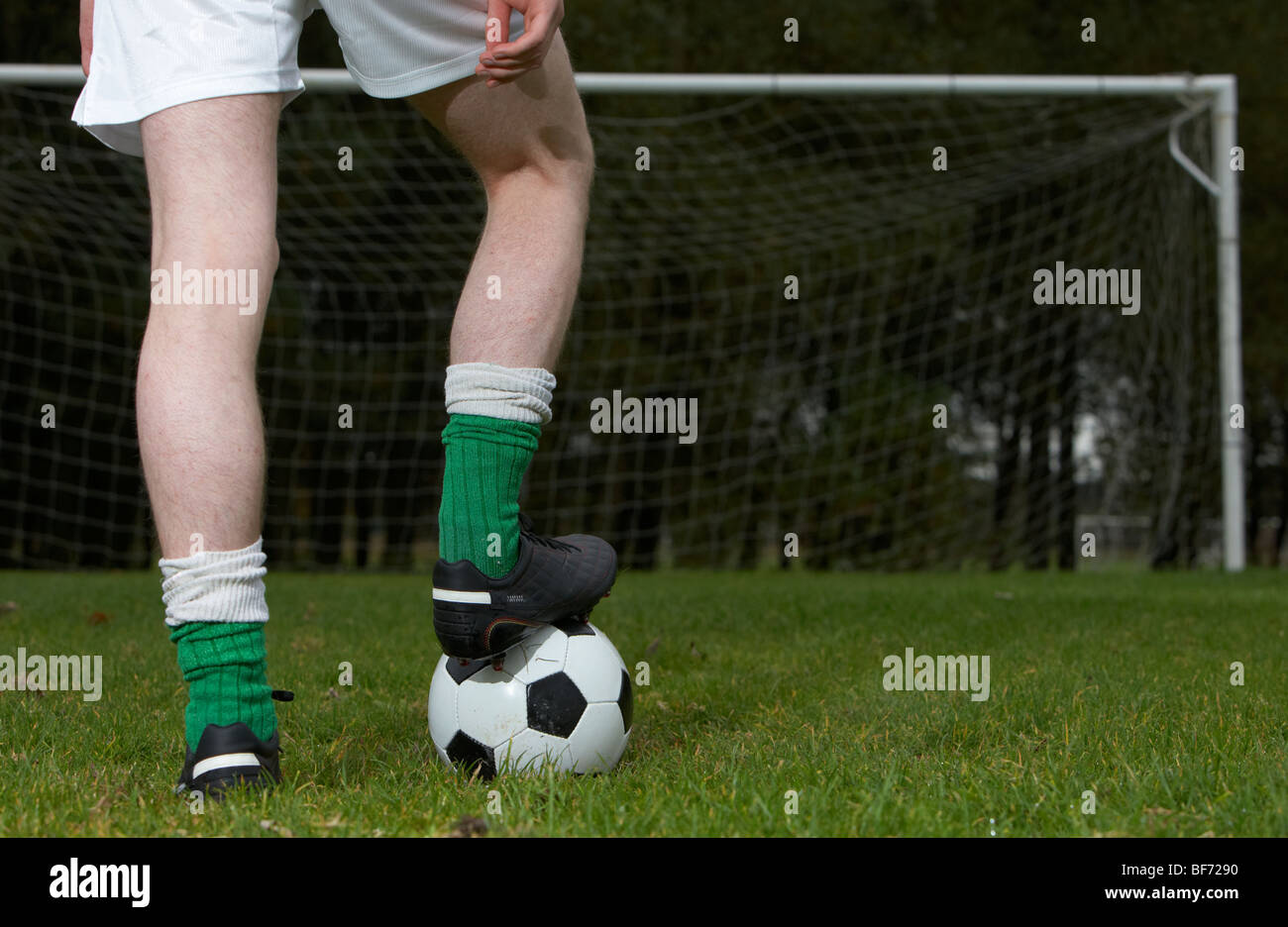 Football pitch floodlit empty hi-res stock photography and images - Alamy