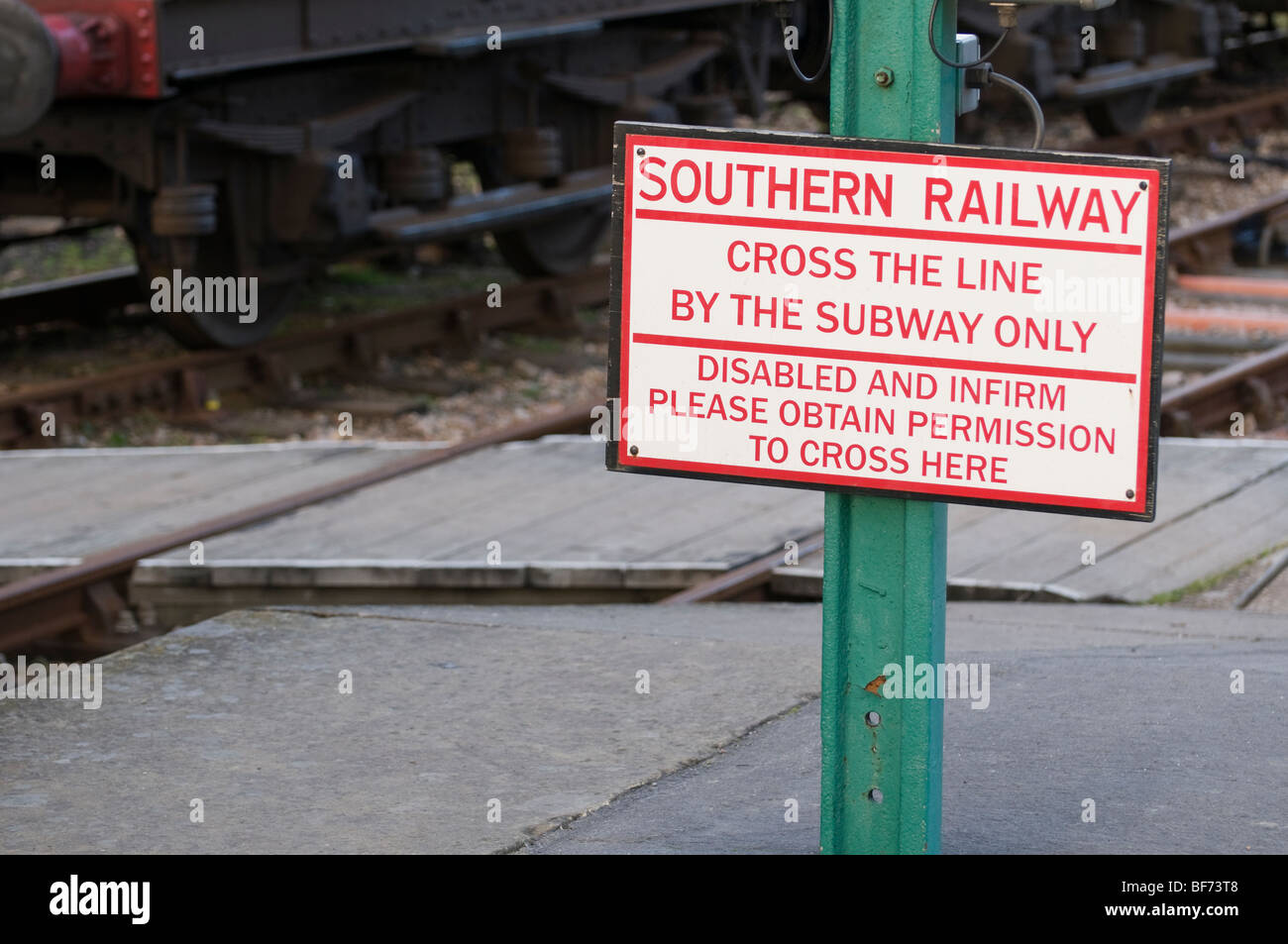 Warning rail passengers cross hi-res stock photography and images - Alamy