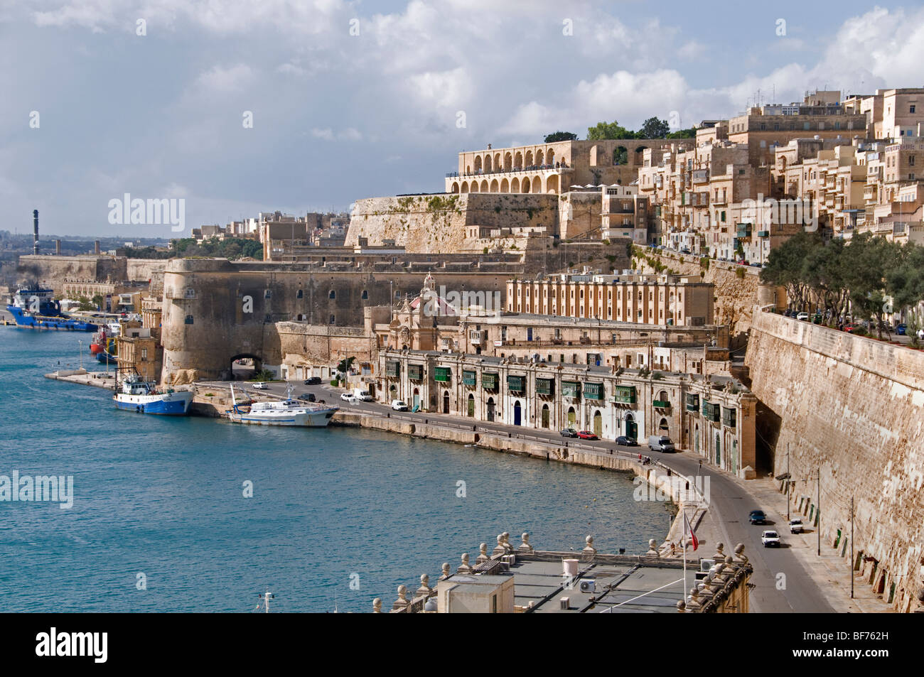 Malta fortified city Town Valletta Harbor Port Sea Stock Photo - Alamy