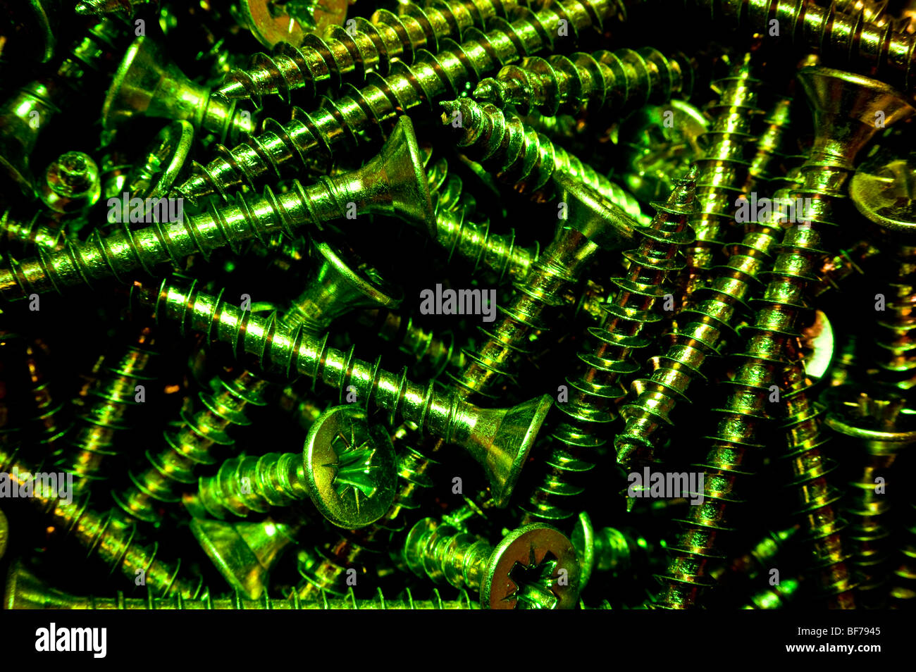 Green screws hi-res stock photography and images - Alamy