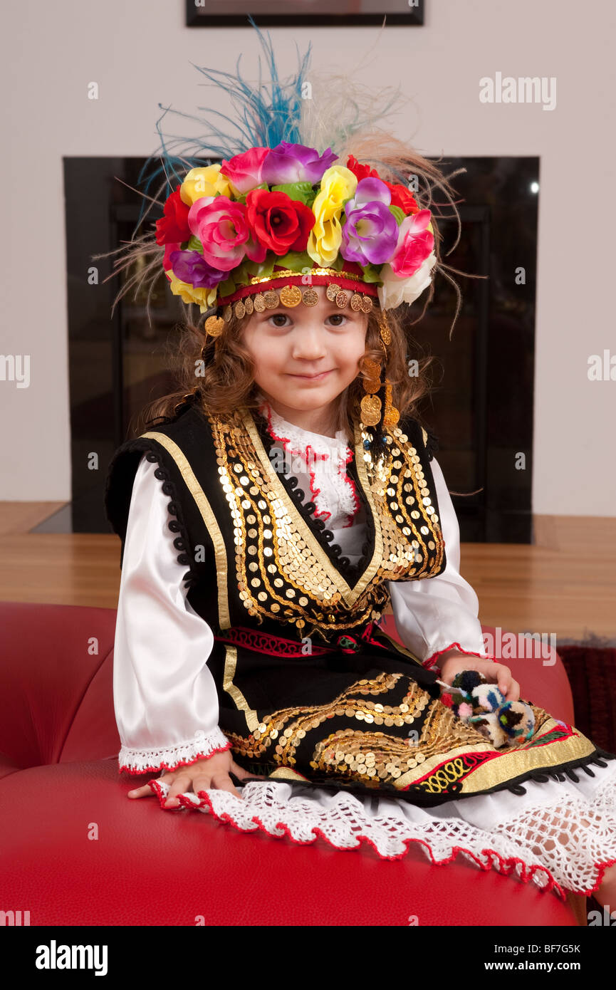 Bulgarian people costume hi-res stock photography and images - Alamy