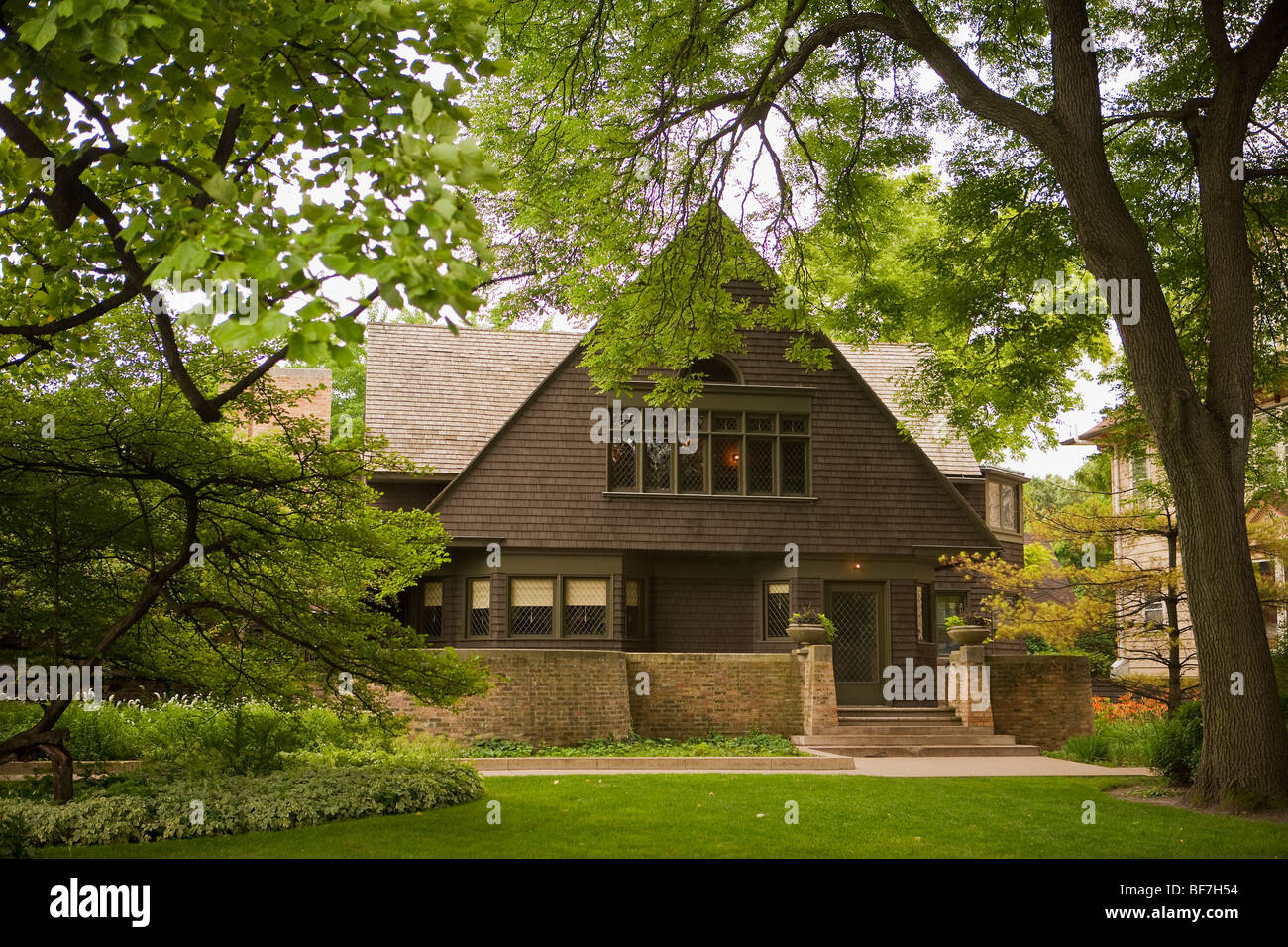 architect Frank Lloyd Wright Home and Studio, Frank Lloyd Wright ...