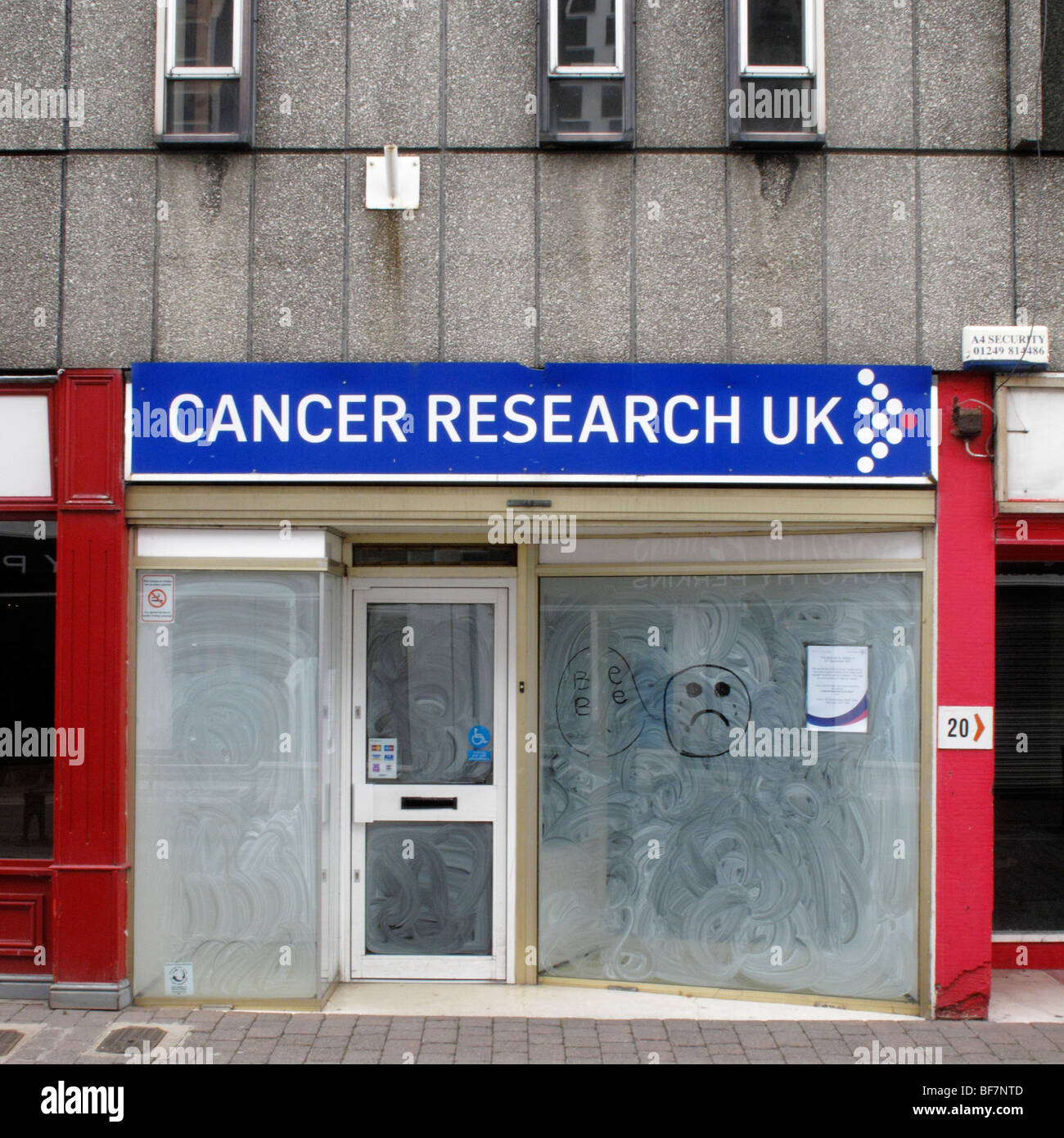 Cancer research wales hi-res stock photography and images - Alamy