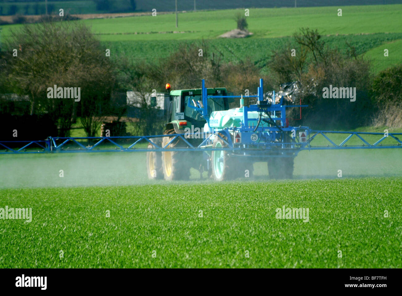 Fungicidal hi-res stock photography and images - Alamy