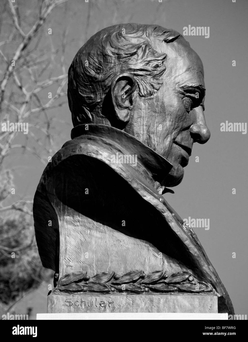Sculpture in Baltimore Johns Hopkins Monument by Hans Schuler 1935 ...