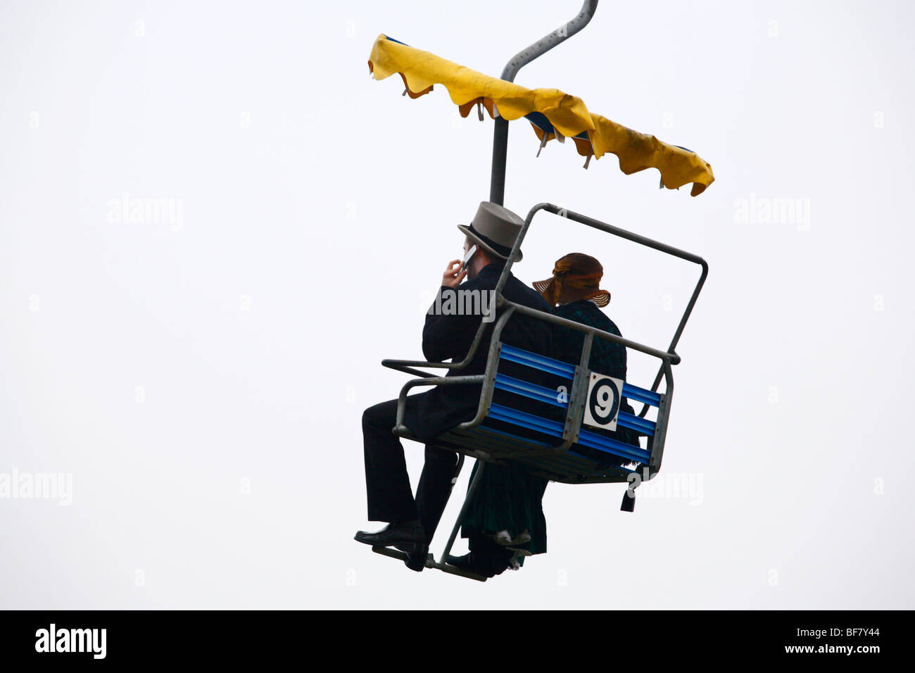 Mobile funfair hi-res stock photography and images - Alamy