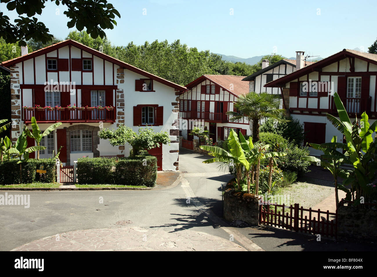 Regionalism Architecture High Resolution Stock Photography and Images ...