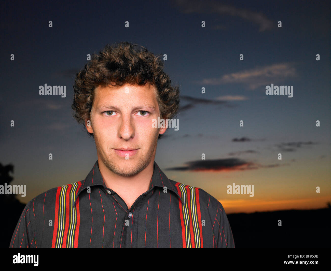 A man looking at sunset hi-res stock photography and images - Alamy
