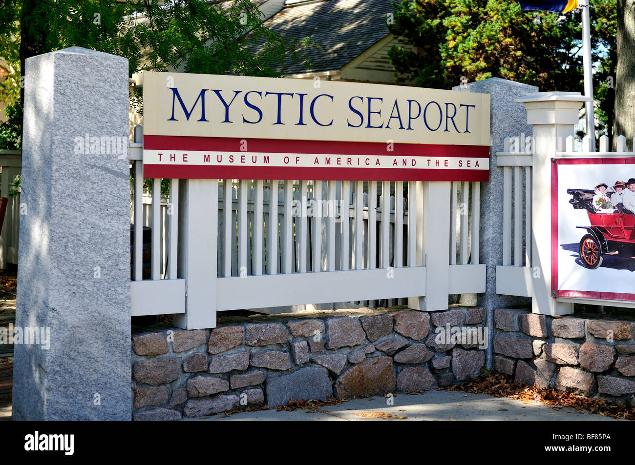 Mystic seaport sign hi-res stock photography and images - Alamy