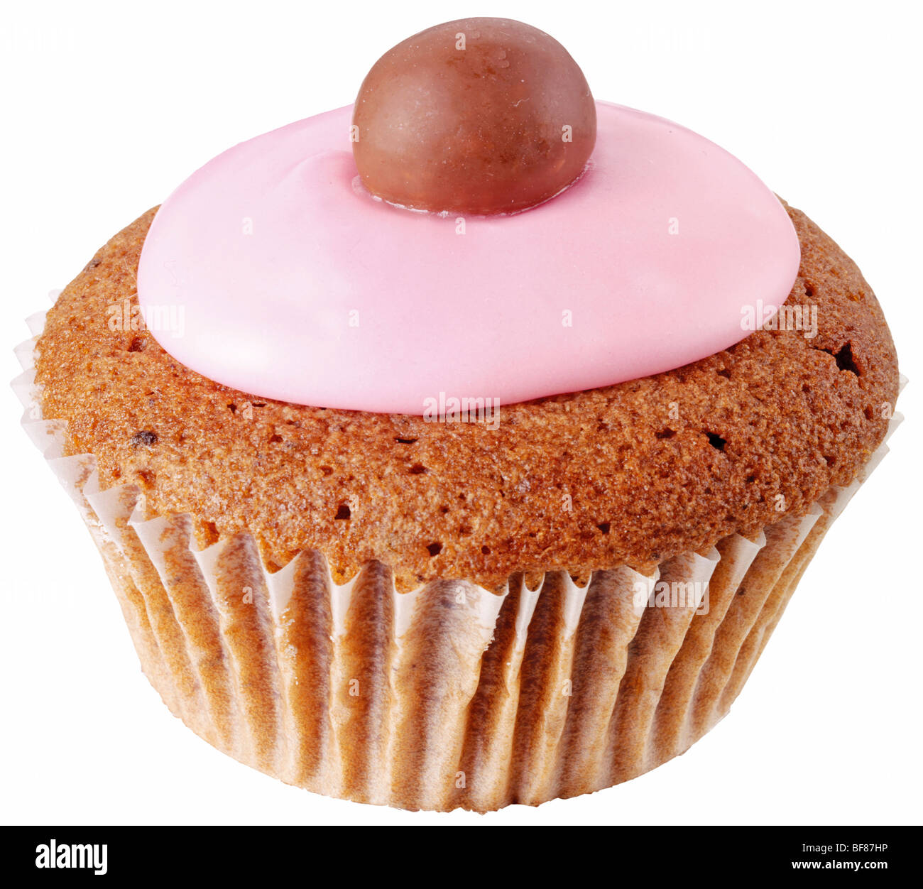 SINGLE PINK ICED CHOCOLATE CUPCAKE Stock Photo - Alamy