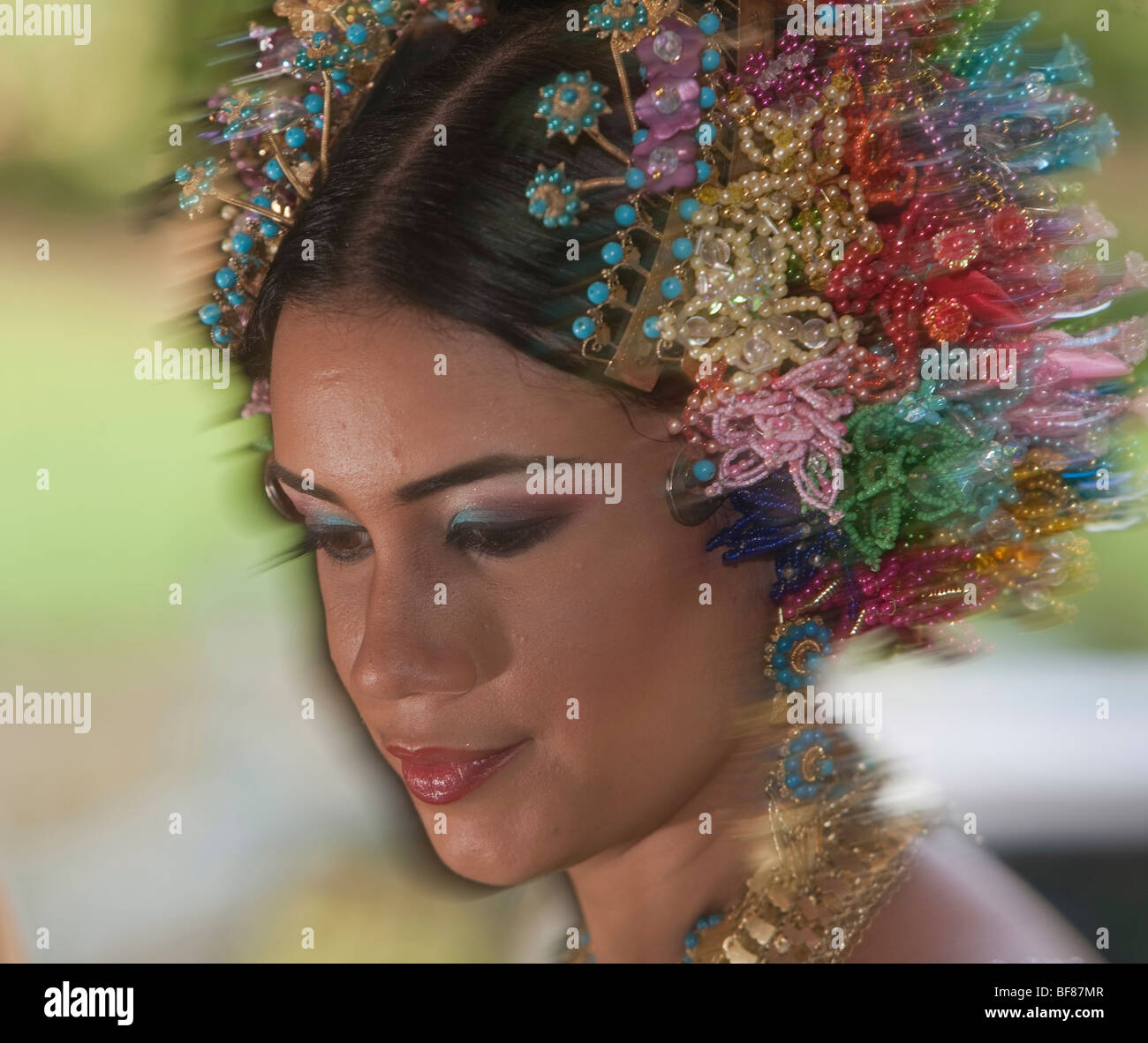 Vestido típico de panamá hi-res stock photography and images - Alamy