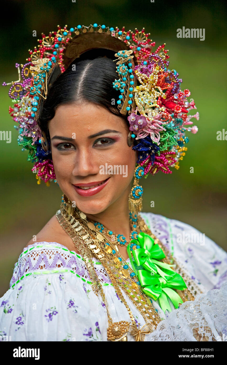 The Pollera, Panama Typical Pollera, Traje Tipico De Panama, 41% OFF