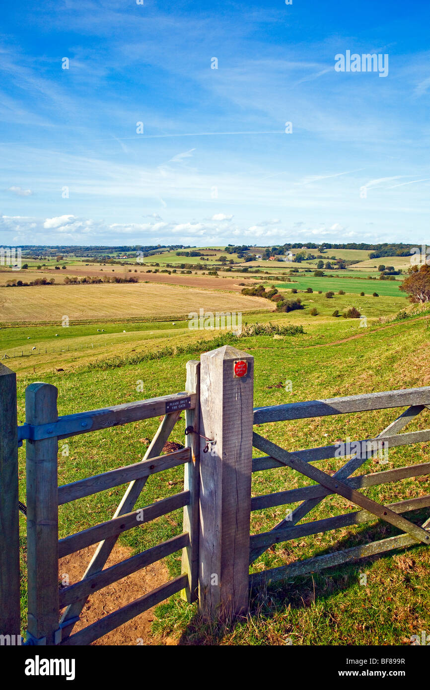 Country walk hi-res stock photography and images - Alamy