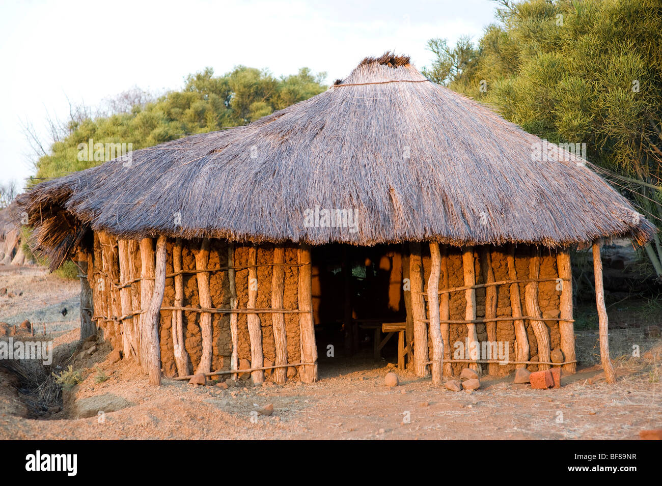 Rural huts and homes hi-res stock photography and images - Alamy