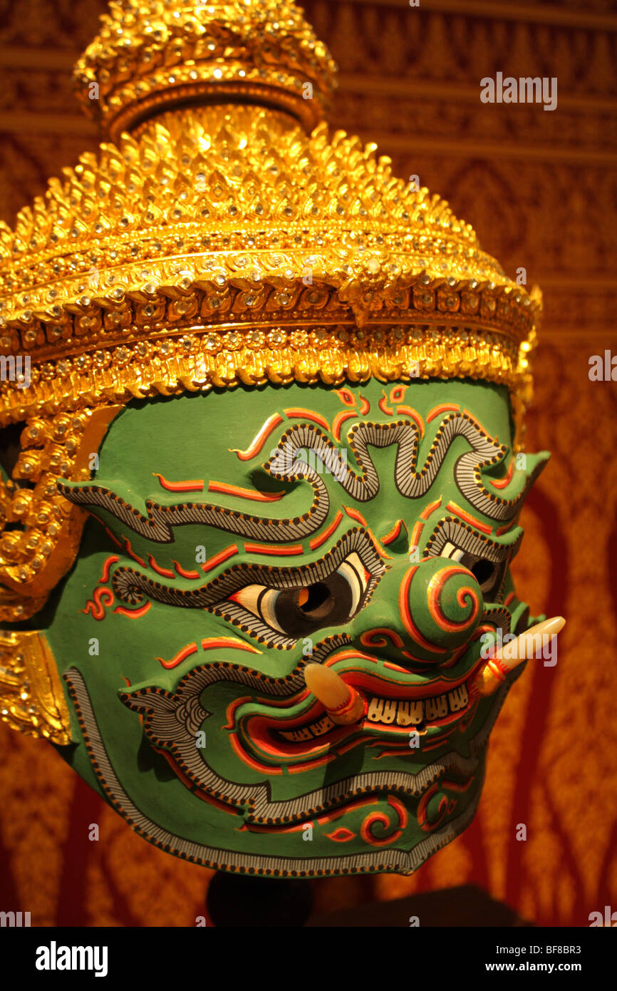 Thai demon mask hi-res stock photography and images - Alamy