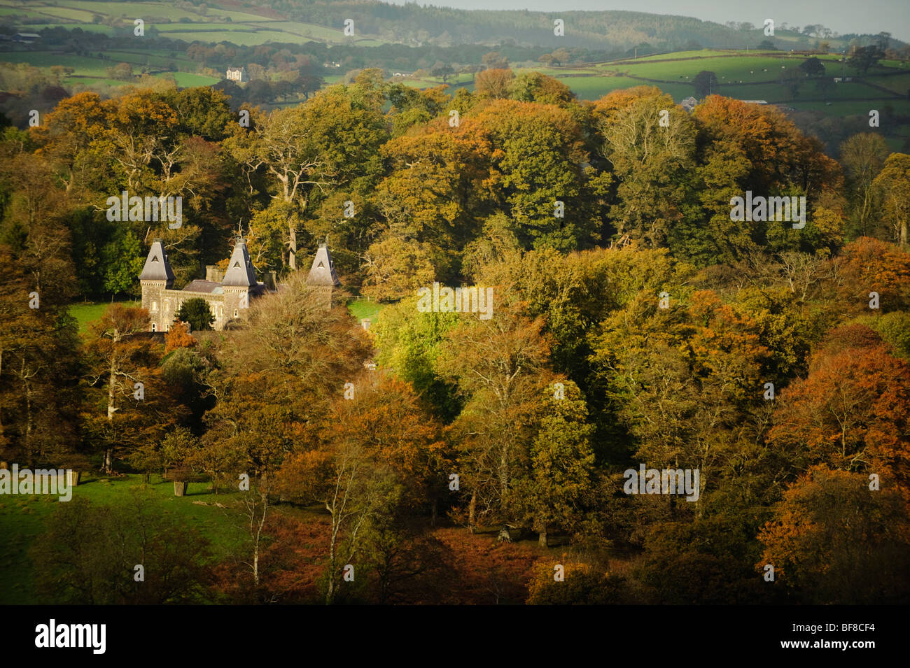 Llandeilo dinefwr hi-res stock photography and images - Alamy