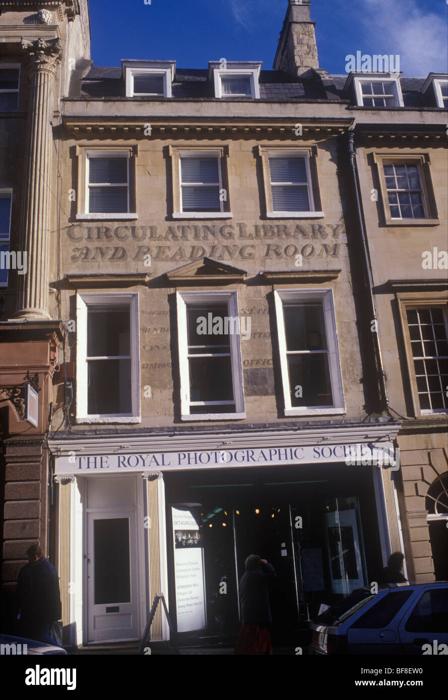 Circulating library hi-res stock photography and images - Alamy