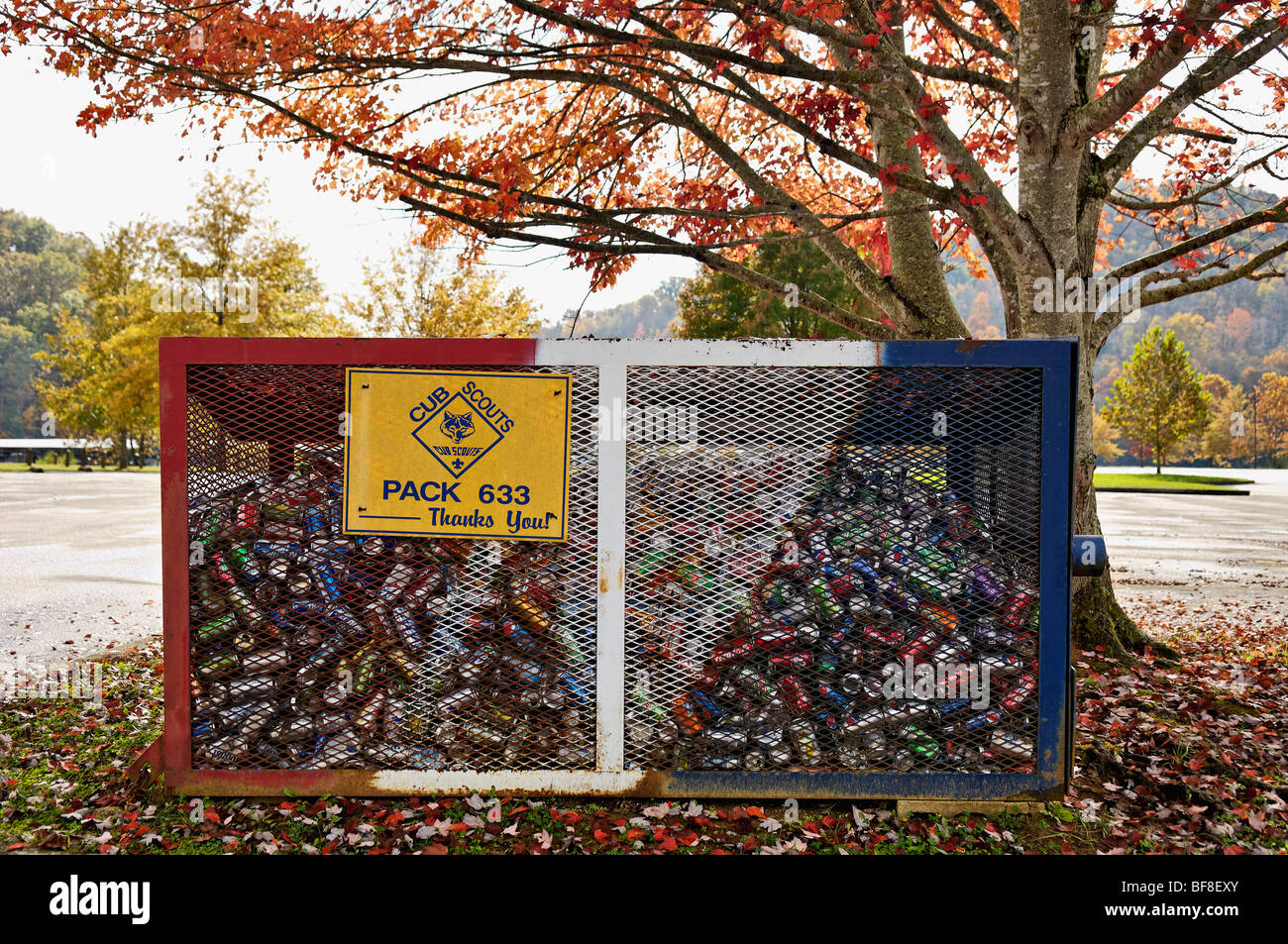 Recycling aluminum soda cans hi-res stock photography and images - Alamy