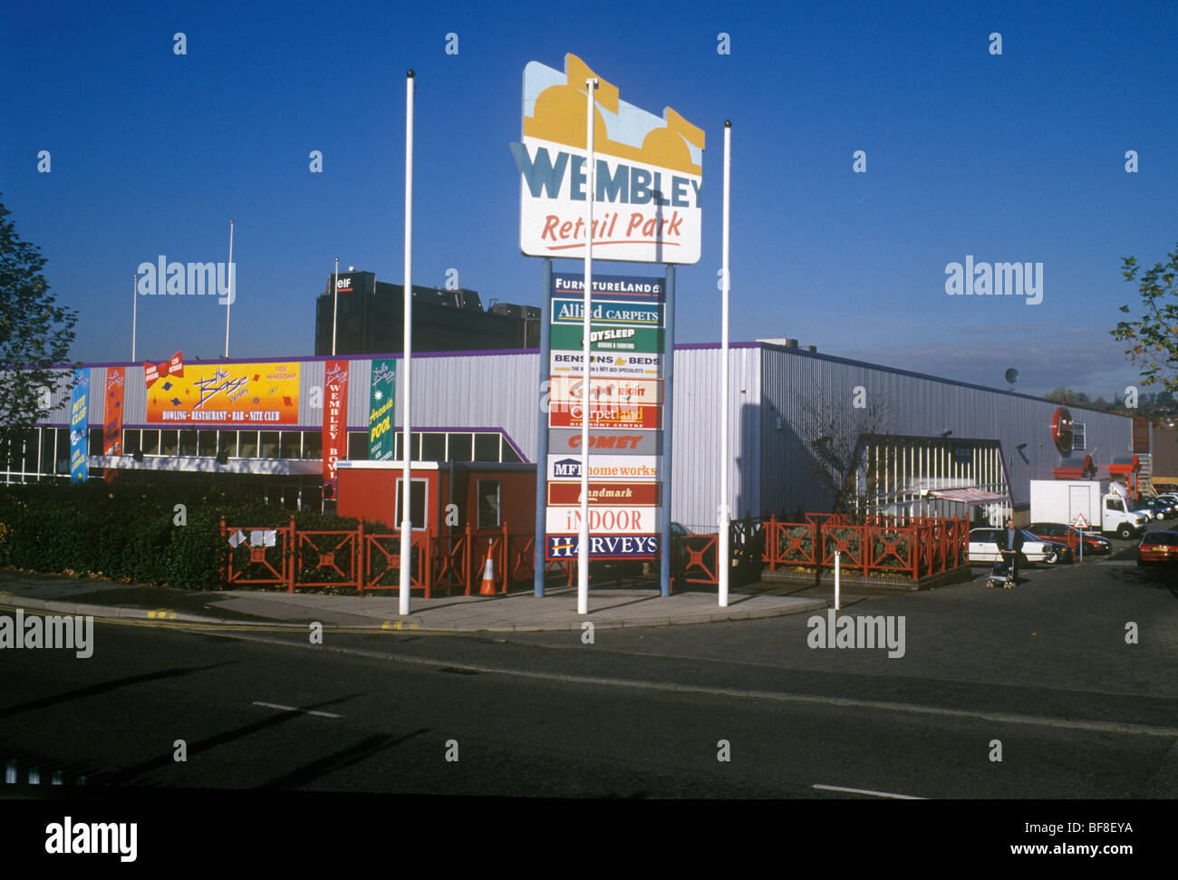 Wembley london town centre hi-res stock photography and images - Alamy