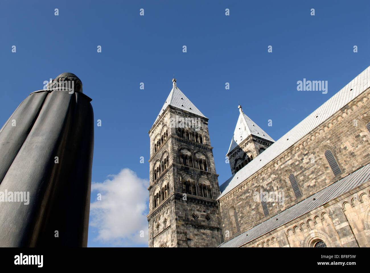 Clock gaia hi-res stock photography and images - Alamy
