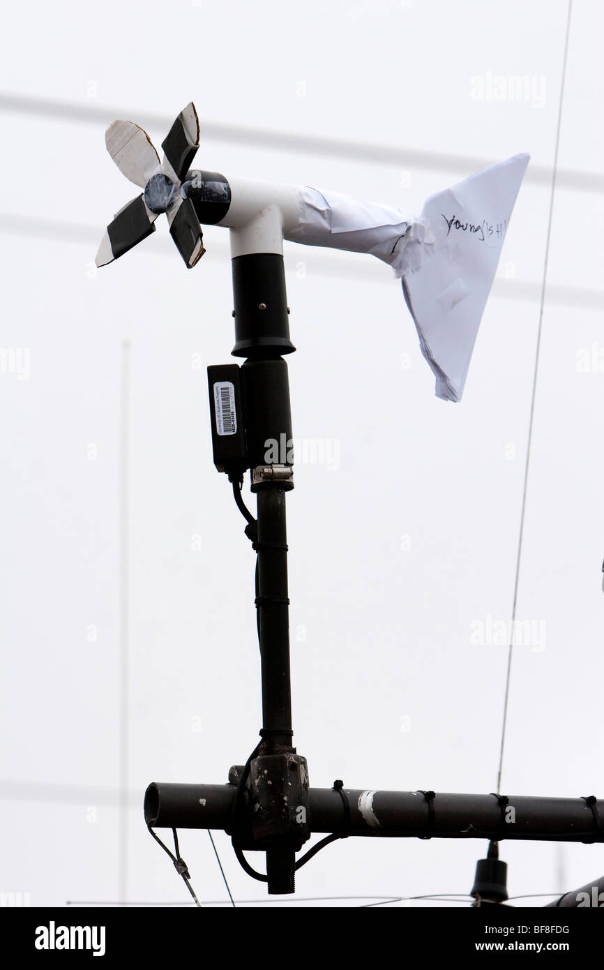 Tiv tiv2 tornado intercept vehicle hi-res stock photography and images ...